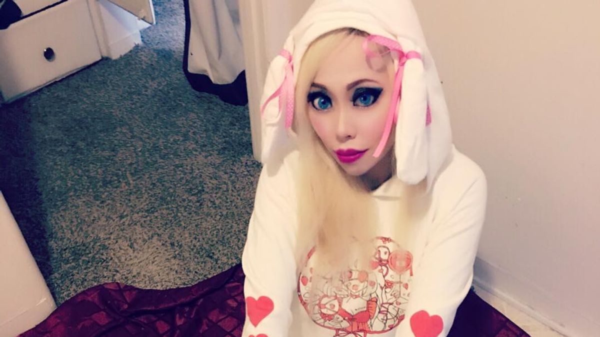 Ophelia Vanity Barbie babává műttette magát - Fotó! - Life