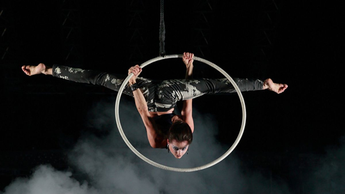 Lezuhant a trapézról a Cirque du Soleil egyik artistája, Lisa Skinner ...