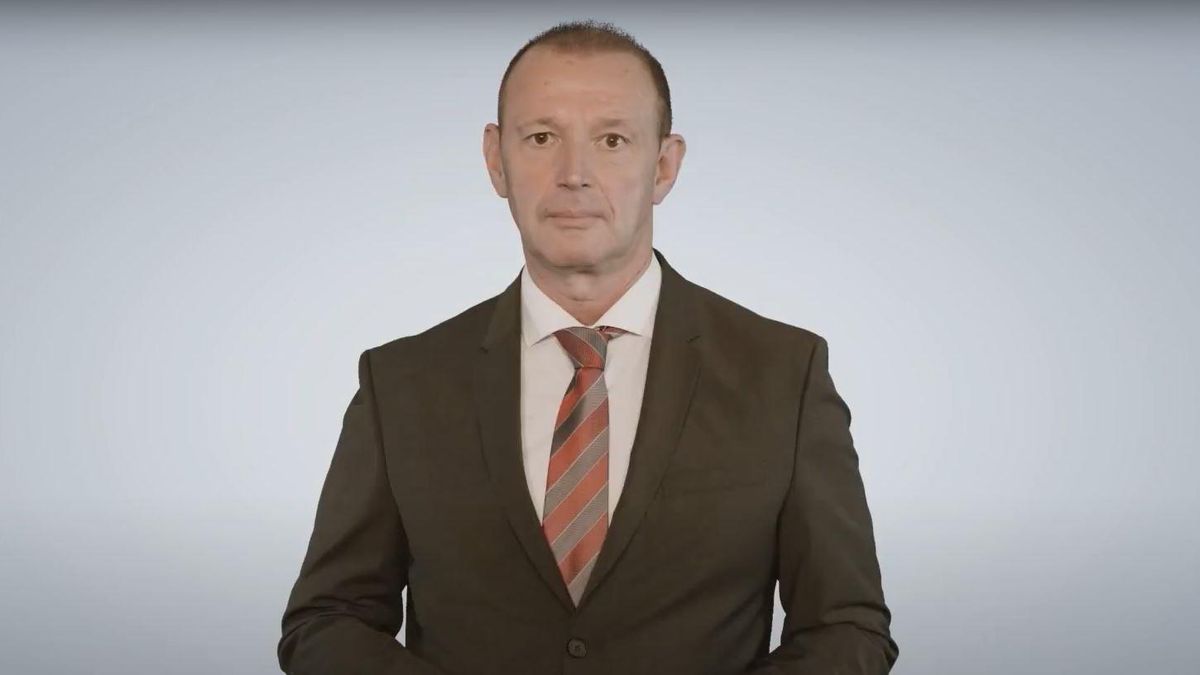 Győrfi Pál odavan két gyönyörű lányárt: "Csak bámulom őket." - Fotó - Life