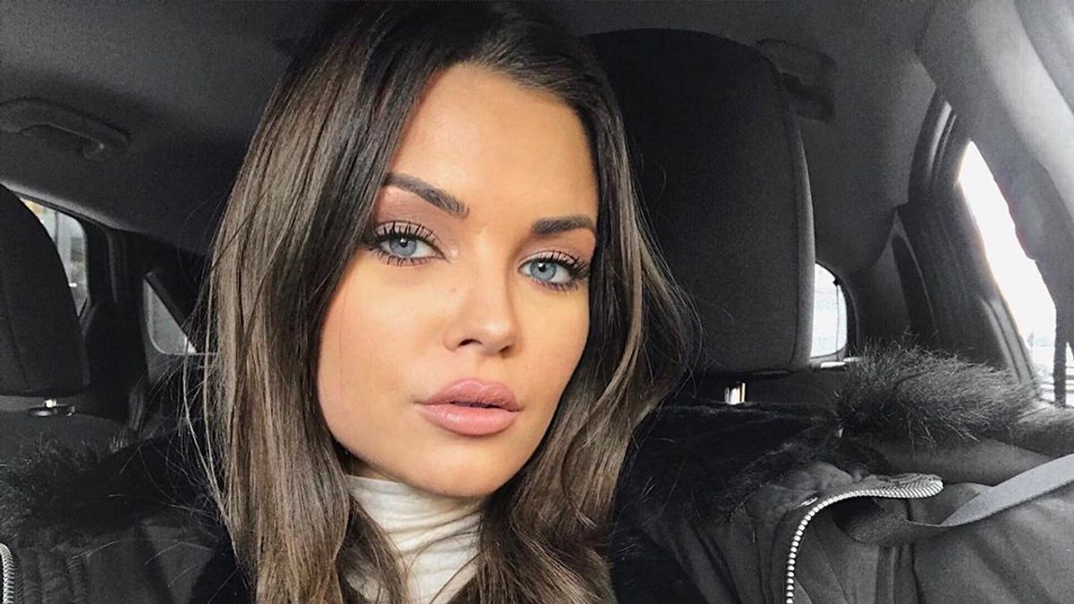 Kárpáti Rebeka egy igazán pikáns fotót posztolt a párjával Valentin-nap ...