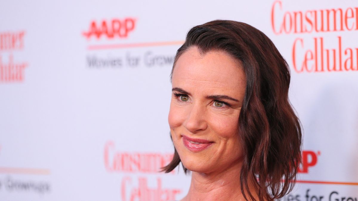 50 éves lett Juliette Lewis, aki a saját letartóztatási fotójával ...