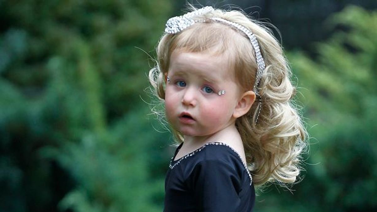 Béby Beyoncé - íme a mini díva színpadon - Life