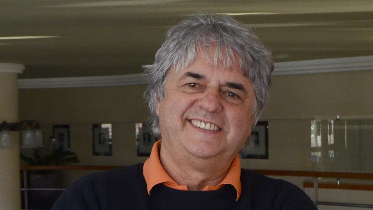 Babakocsiban tolta feleségét B. Tóth László - Life