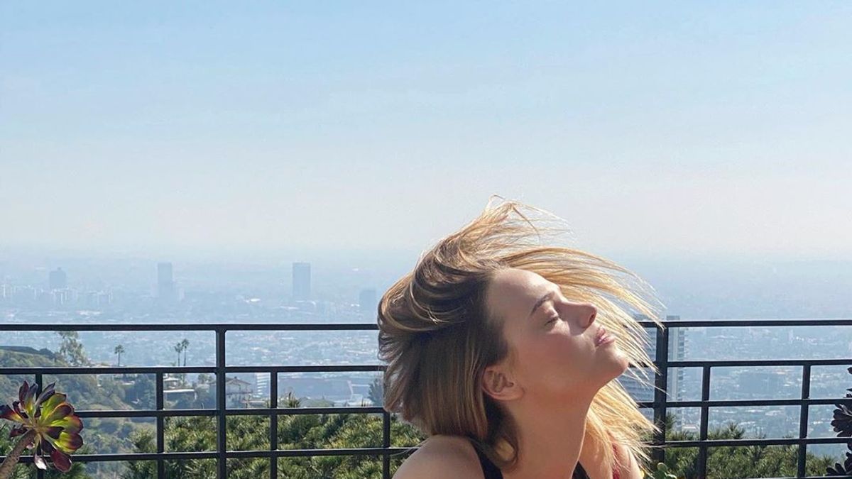 Yvonne Dederick lánya, ma az arcunkba tolja formás fenekét - Fotó - Life