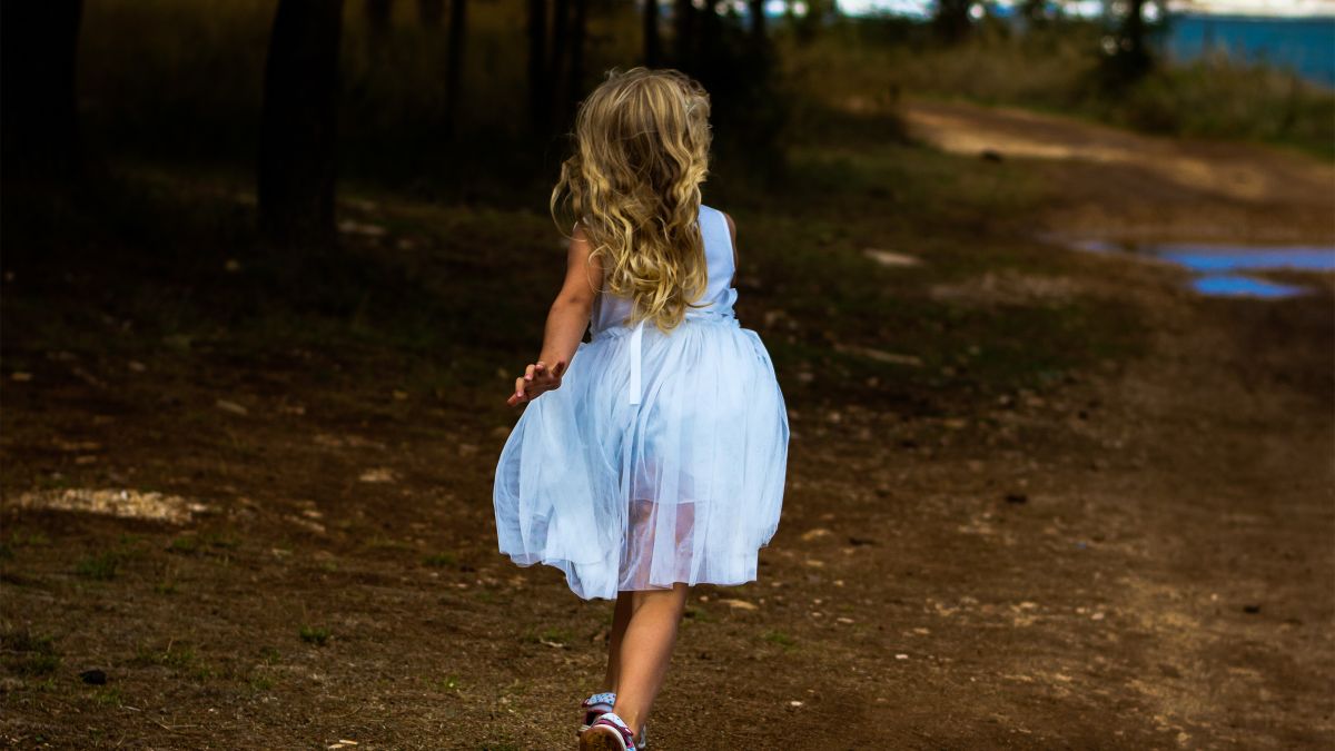 Az ötéves Emily Dover Addison-kórban szenved, akkora mint egy ...