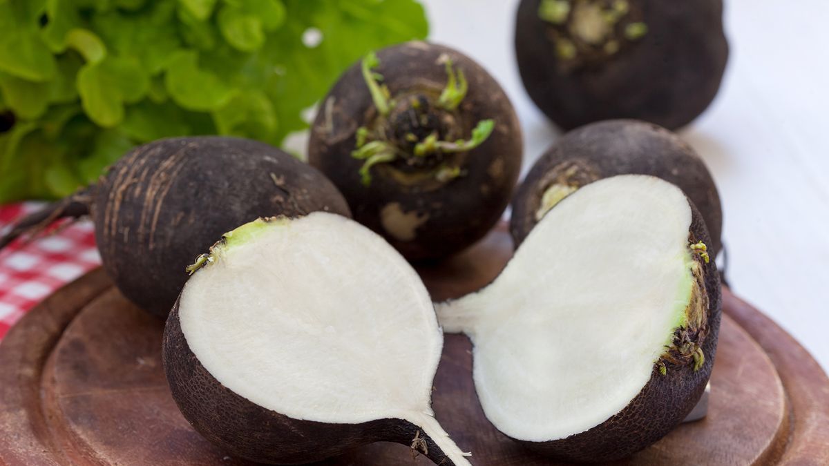 Lepd meg magad az elhanyagolt, ám megdöbbentően csodás fekete retekkel ...