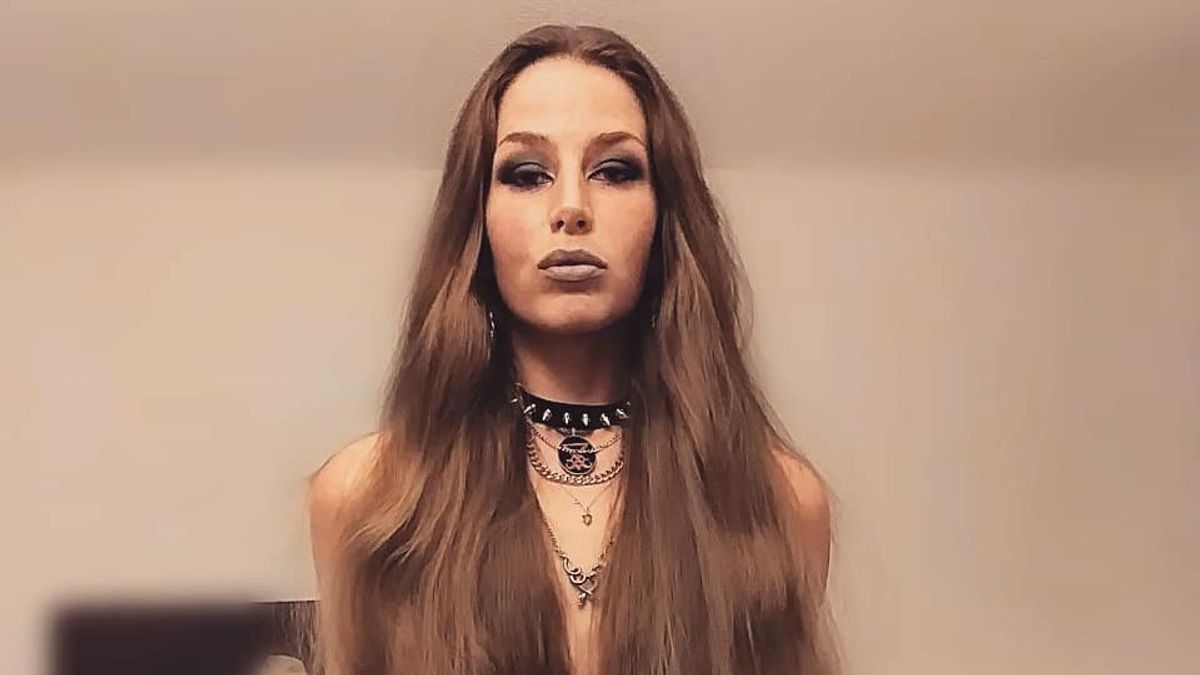 Ő az élő Aranyhaj: meztelenül mutatta meg idomait Cory Dean Cowley - Life