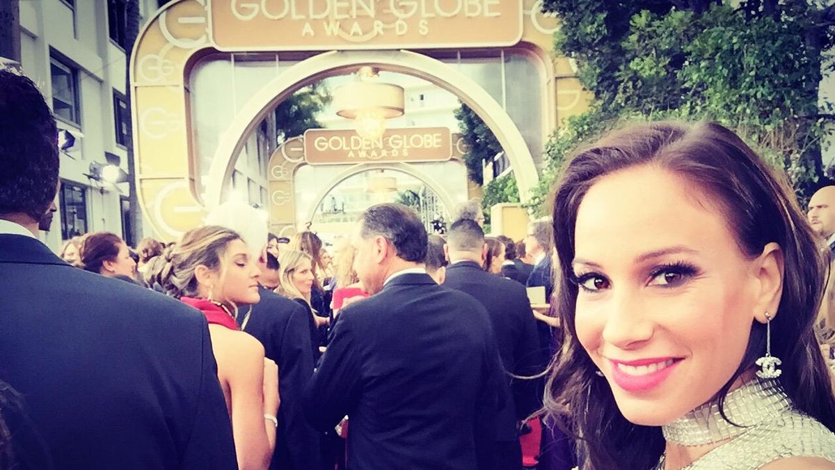 Vajna Timi dekoltázsa is megérkezett az Oscar-gálára: Micsoda fotó! - Life