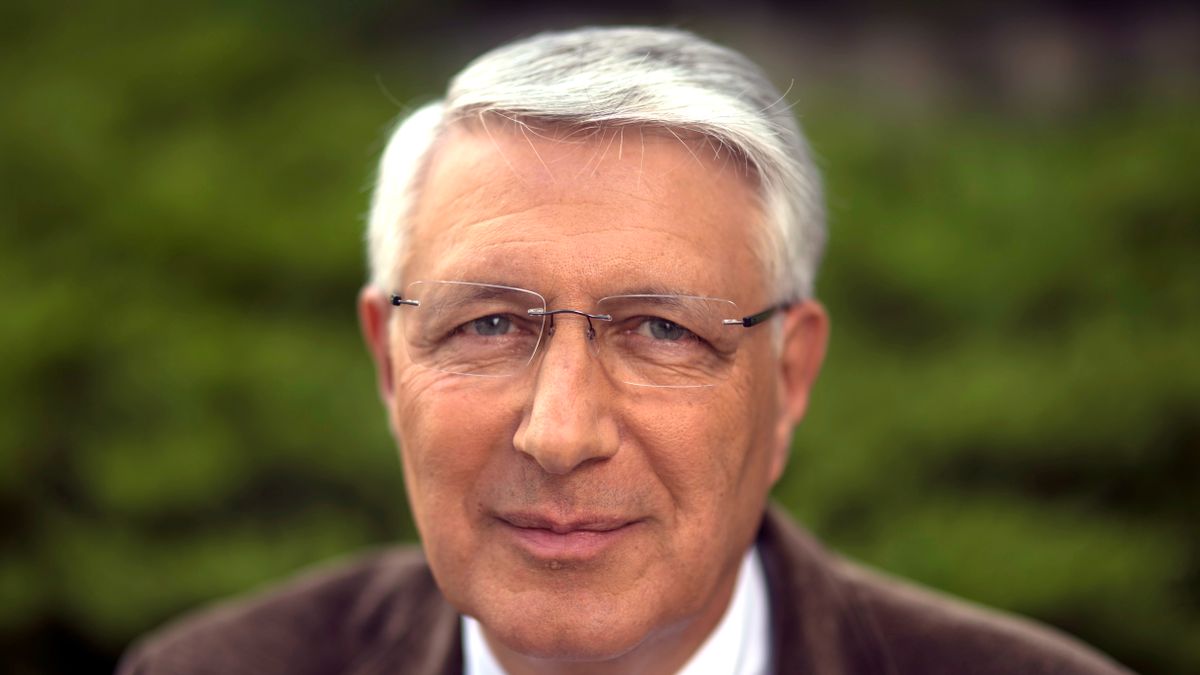 Elhunyt az egykori országos tisztifőorvos, Falus Ferenc - Life