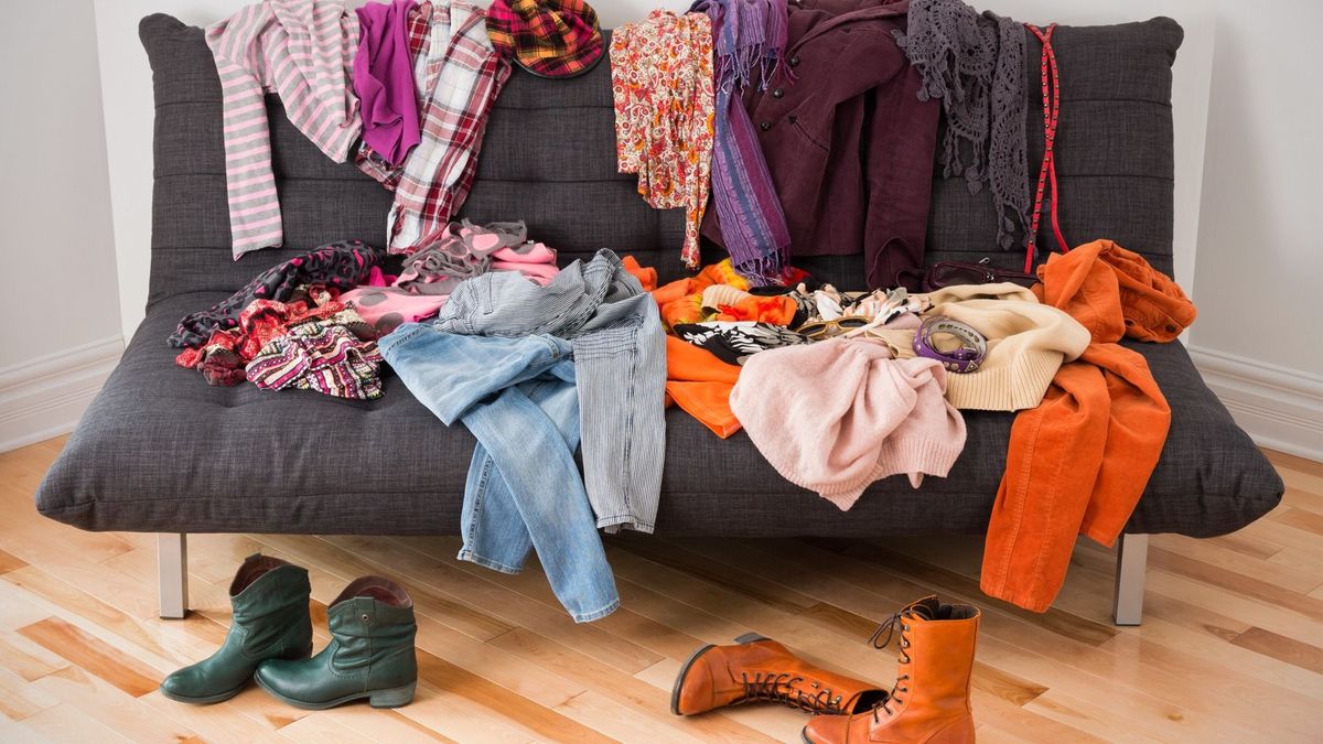 A 22 gyerekes anya trükkje: így tartja rendben a ruhásszekrényeket - Life