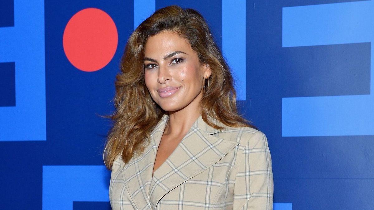 Eva Mendes elárulta, milyen volt férjét látni Emily Blunttal csókolózni ...