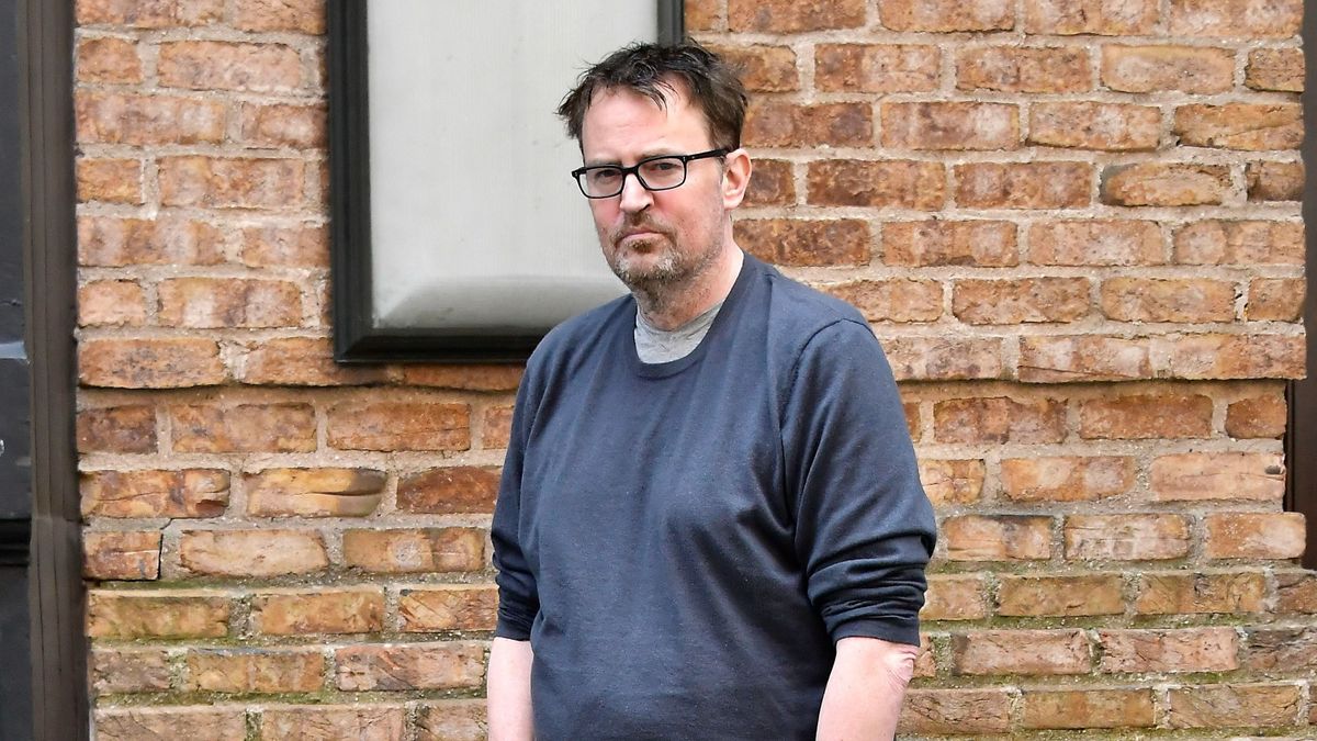 Kenneth Iwamasa Metthew Perry asszisztense vallomása - Life