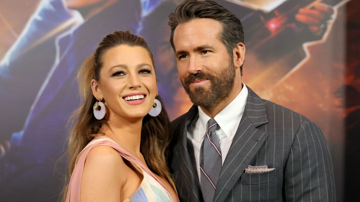 A Velünk véget ér: Ryan Reynolds az „igazi gazember”? - Life