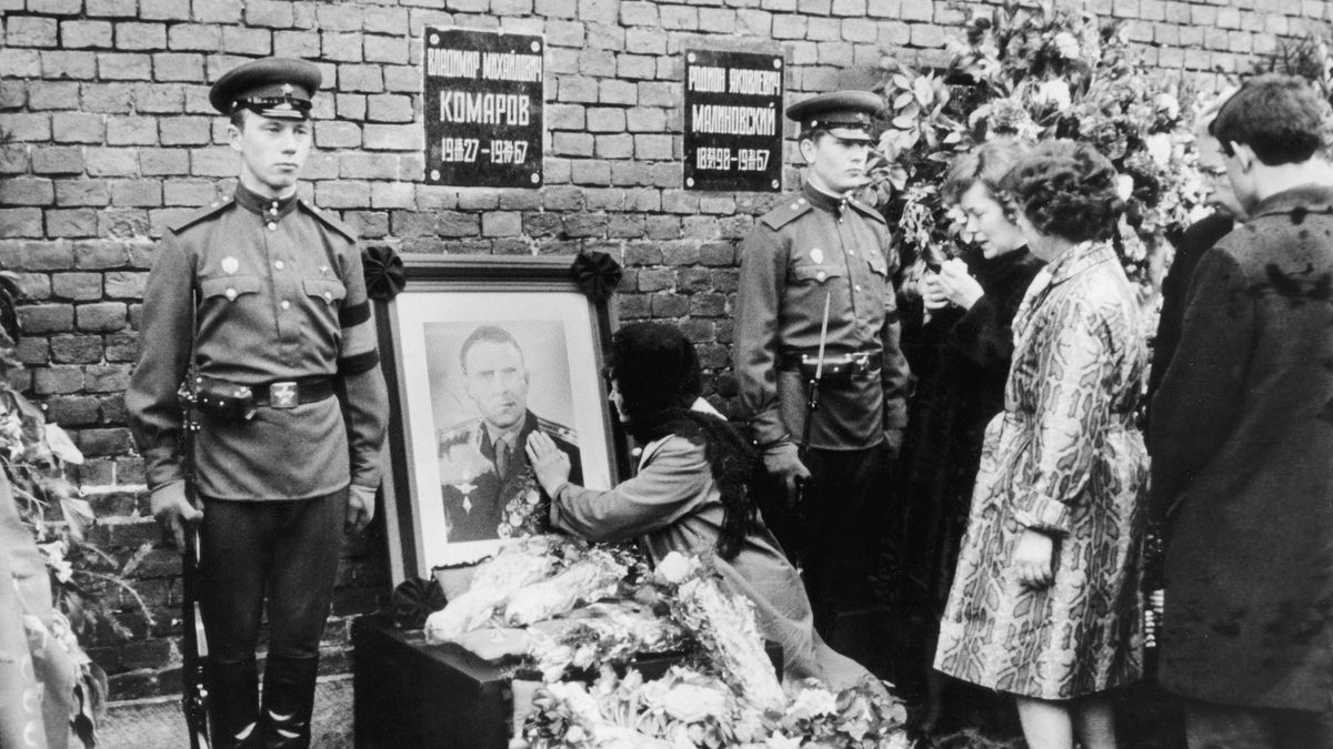 Vladimir Komarov szovjet kozmonauta utolsó szavai - Life