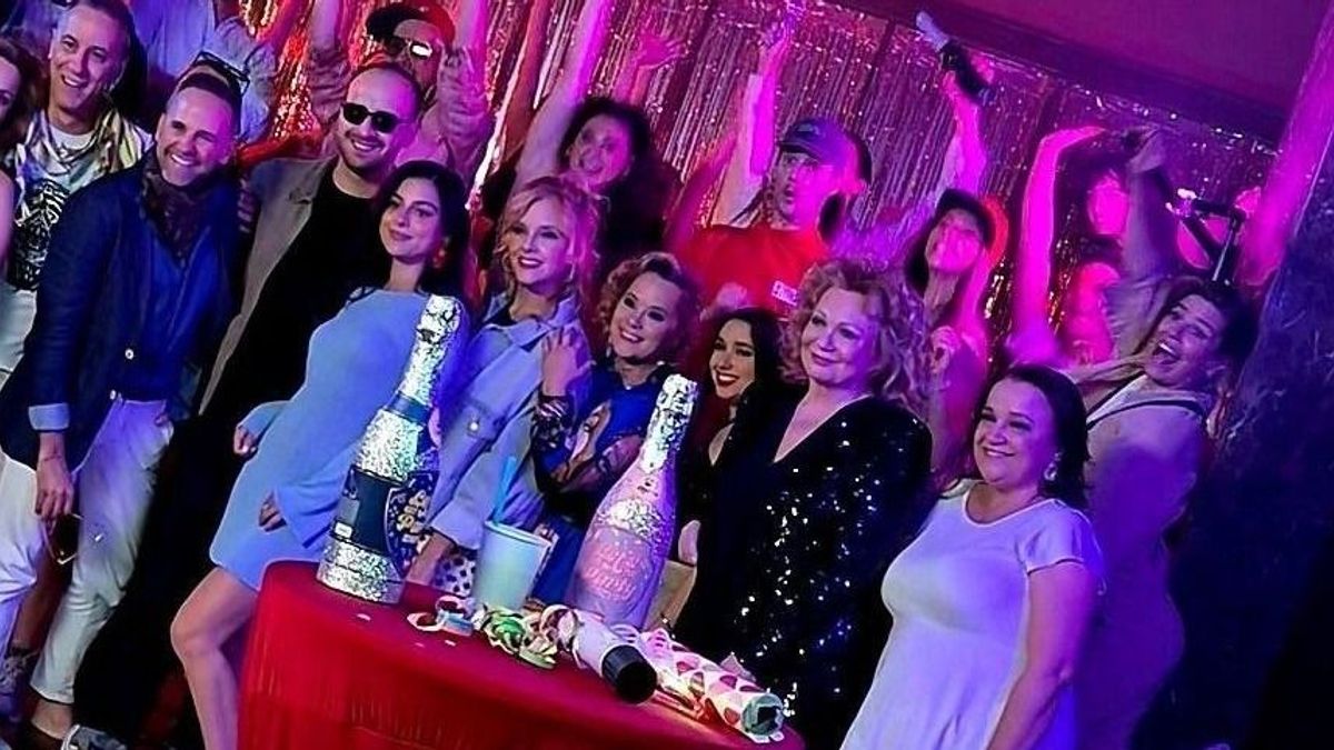 Apáca Show az Erkel Színházban - Life