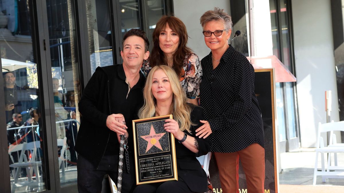 Christina Applegate születésnapja: Hollywood legnagyobb túlélője 54 ...