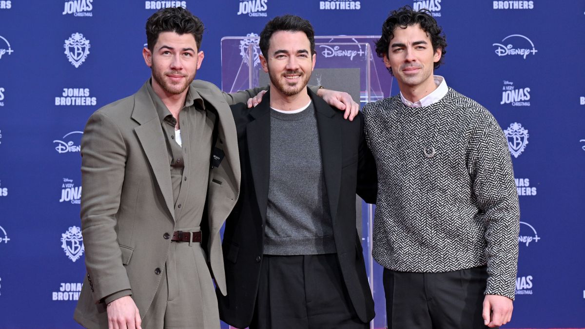 Disney-legendák lesznek a Jonas Brothers tagjai – mutatjuk a teljes ...